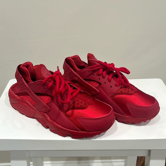 Nike | Shoes | Nike Air Huarache Triple Red | Poshmark